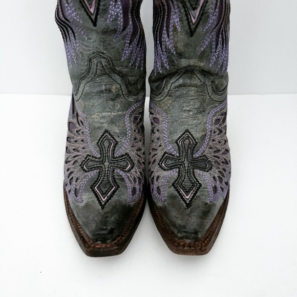 Corral | Shoes | Corral Vintage Gray Purple Leather Winged Cross Snip ...